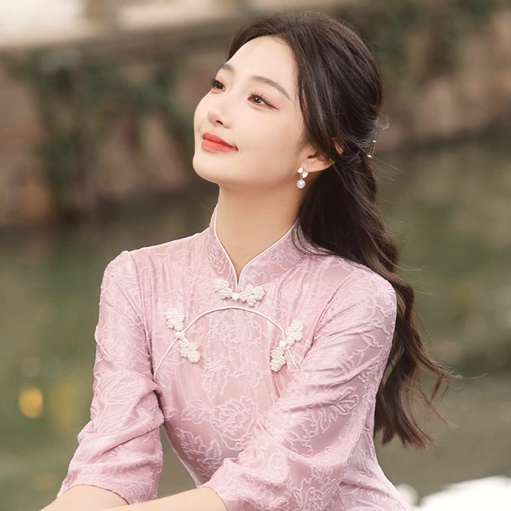 Modern Qipao & Cheongsam | Shop Stylish Chinese Dresses