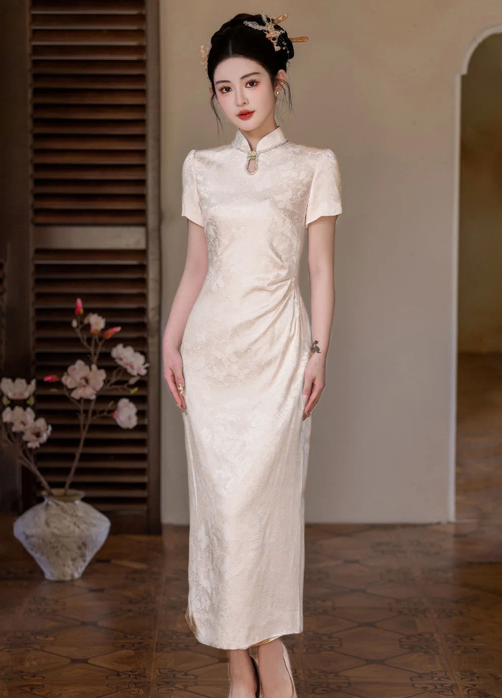 Modern White Chinese Wedding Dress | Bridal Qipao